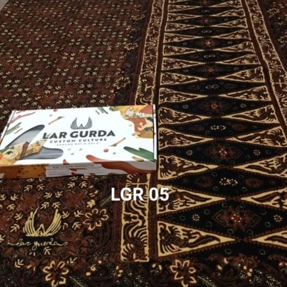 Jual SARUNG BATIK LAR GURDA ORIGINAL VIRAL | Shopee Indonesia