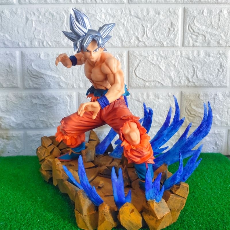 Jual Action Figure Dragon Ball Masterlise Goku Ultra Instinct Ui ...