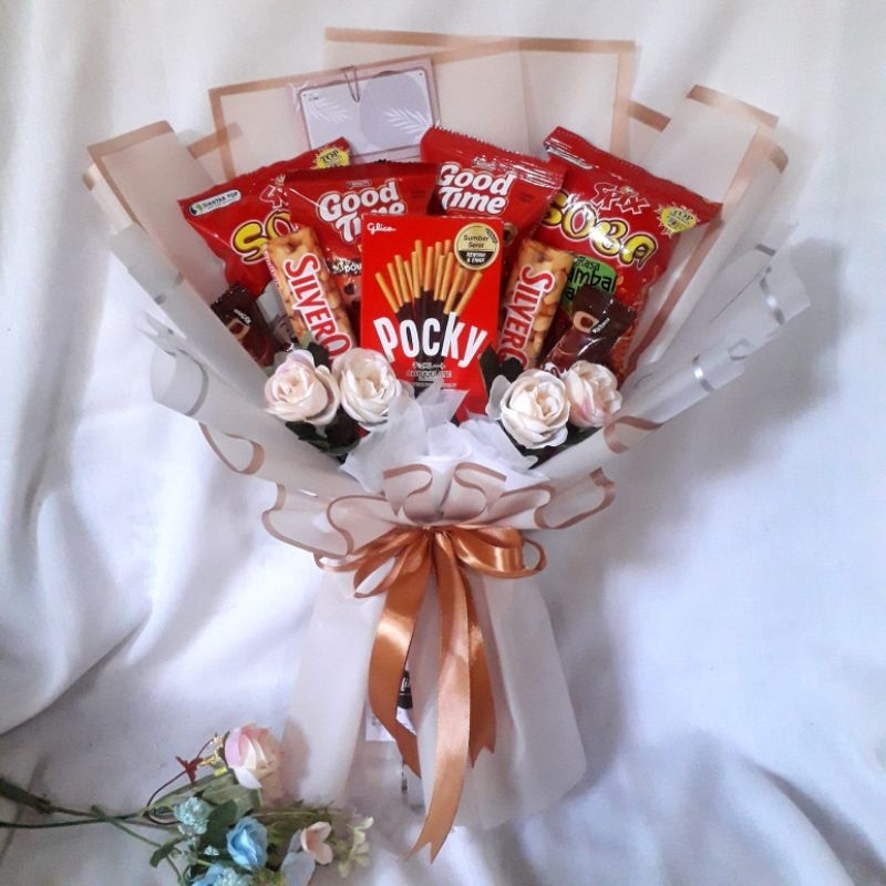 Jual Bucket Snack/Bucket Makanan/Bucket wisuda/Bucet ulang tahun/Bucket ...