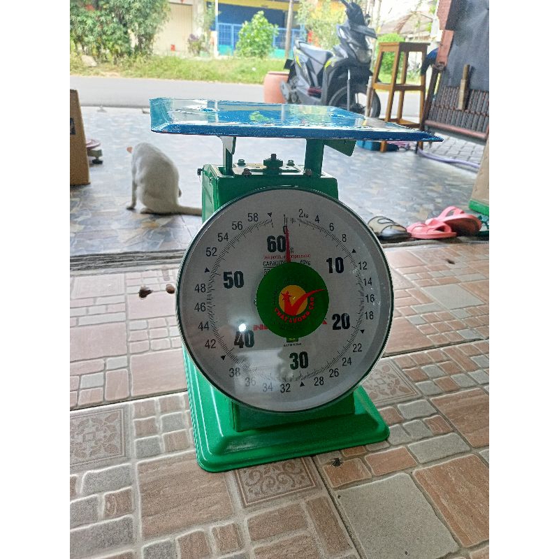 Jual Timbangan Duduk Nhon Hoa 60kg Asli vietnam Warna Hijau Fisik Besar | Shopee Indonesia
