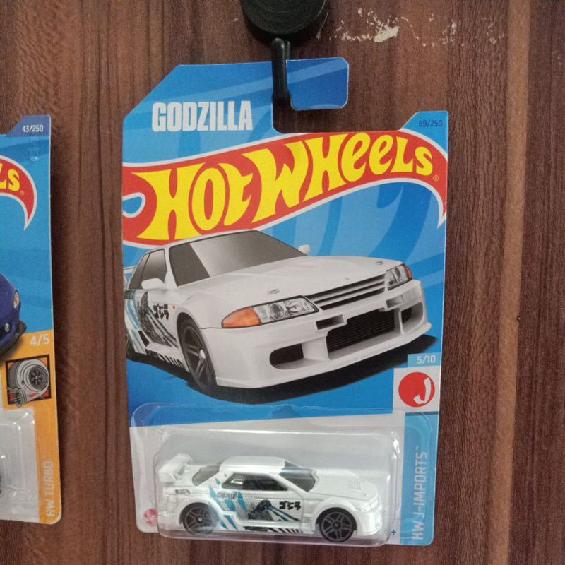 Jual hotwheels r32 godzilla x mazda rx7 | Shopee Indonesia