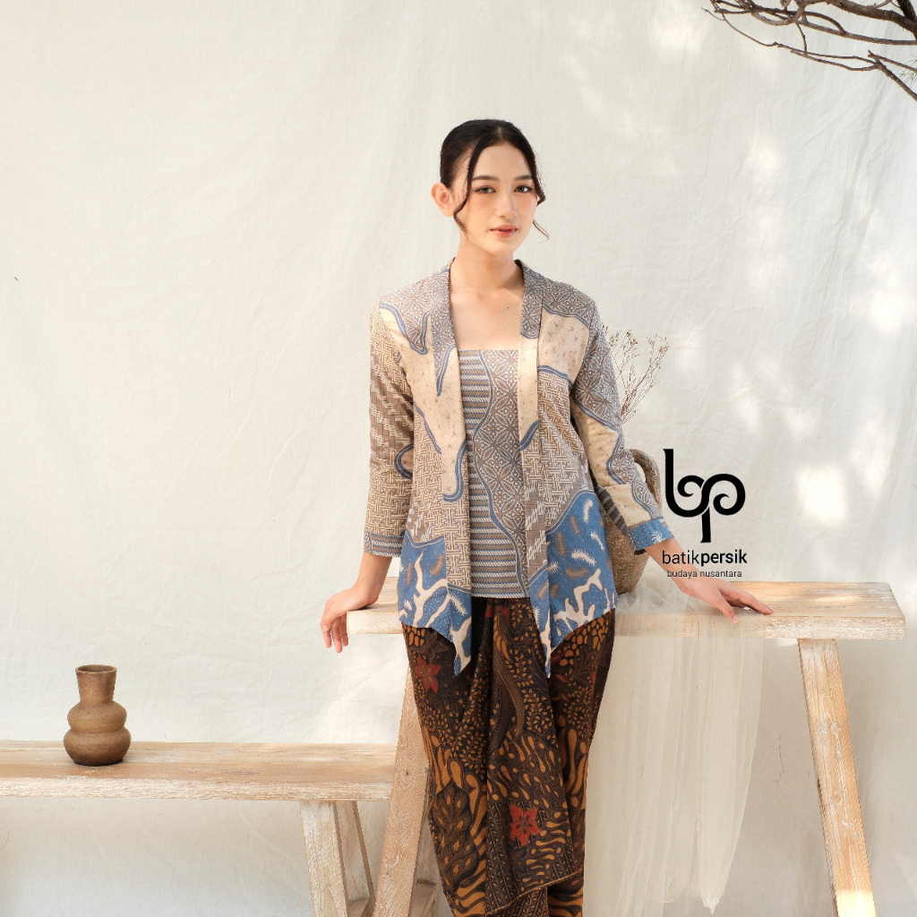 Jual Baju Batik Wanita Modern Batik Kombinasi Terbaru Blus Batik Modern ...