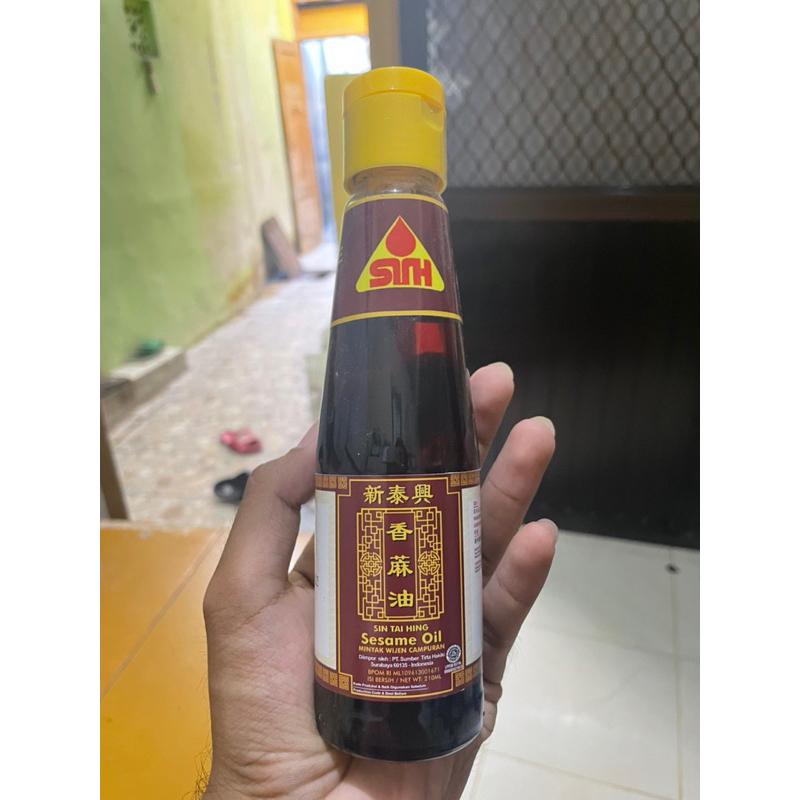 Jual Minyak Wijen Premium Sin Tai Hing 210 ml | Shopee Indonesia