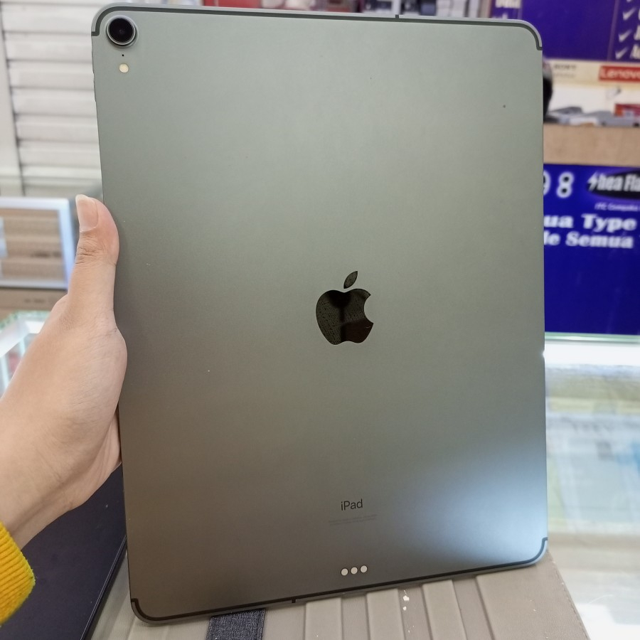 Jual iPad Pro 12.9 3rd gen 256gb wifi grey ex inter seken | Shopee Indonesia