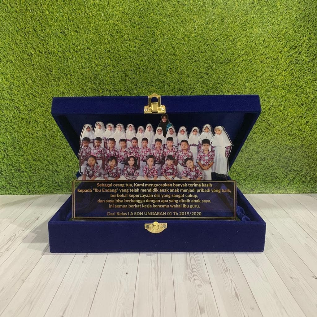 Jual Express 1Hari!! Plakat 20x20cm (Custom), Kenang-Kenangan, Souvenir ...