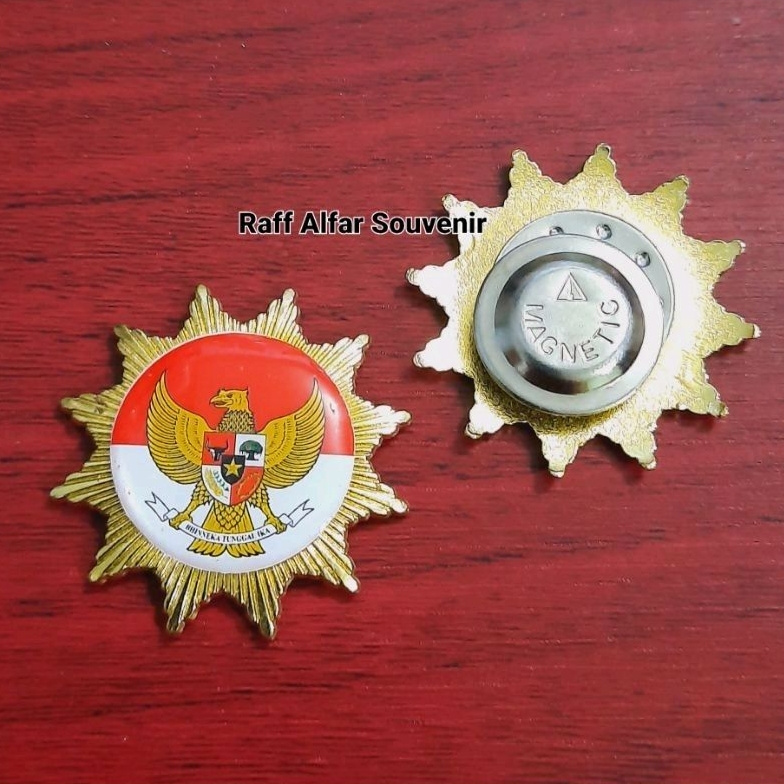 Jual Pin garuda merah putih model pin bintang | Shopee Indonesia