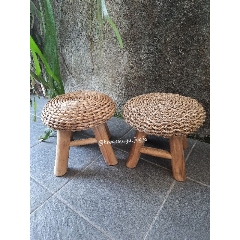 Jual Kursi Dingklik/Bangku/Stool Pendek Anyaman Enceng Gondok ...