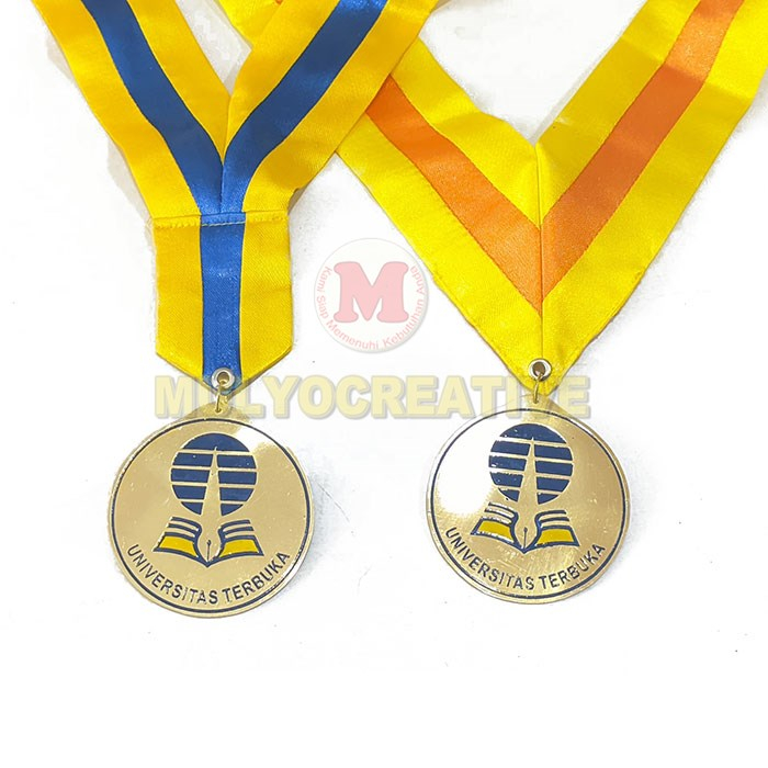 Jual Medali Wisuda Universitas Terbuka Medali UT Medali Kelulusan | Shopee Indonesia