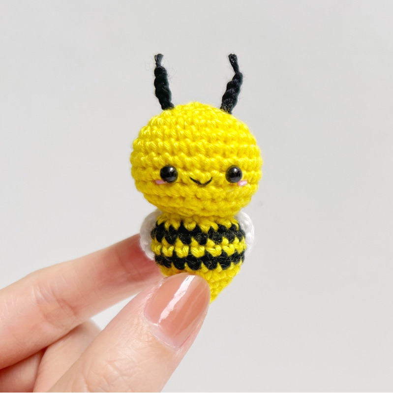 Jual Amigurumi (Boneka Rajut) Tiny Series 2 Snail Strawberry Piggy ...