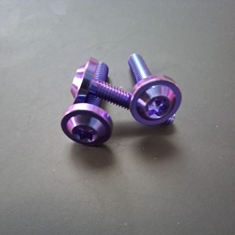 Jual baut cover radiator titanium GR5 vario150,vario160 made in vietnam ...