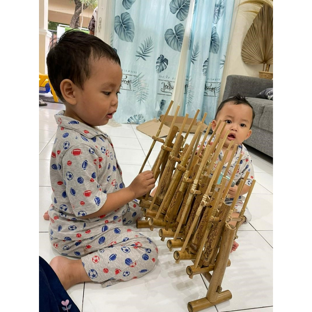 Jual Angklung 1 set 8 nada Oktaf MINI UNTUK Anak TK atau SD | Shopee ...