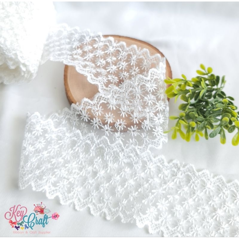 Jual Renda Bordir (lace) motif bunga kecil 012 size 7cm | Shopee Indonesia