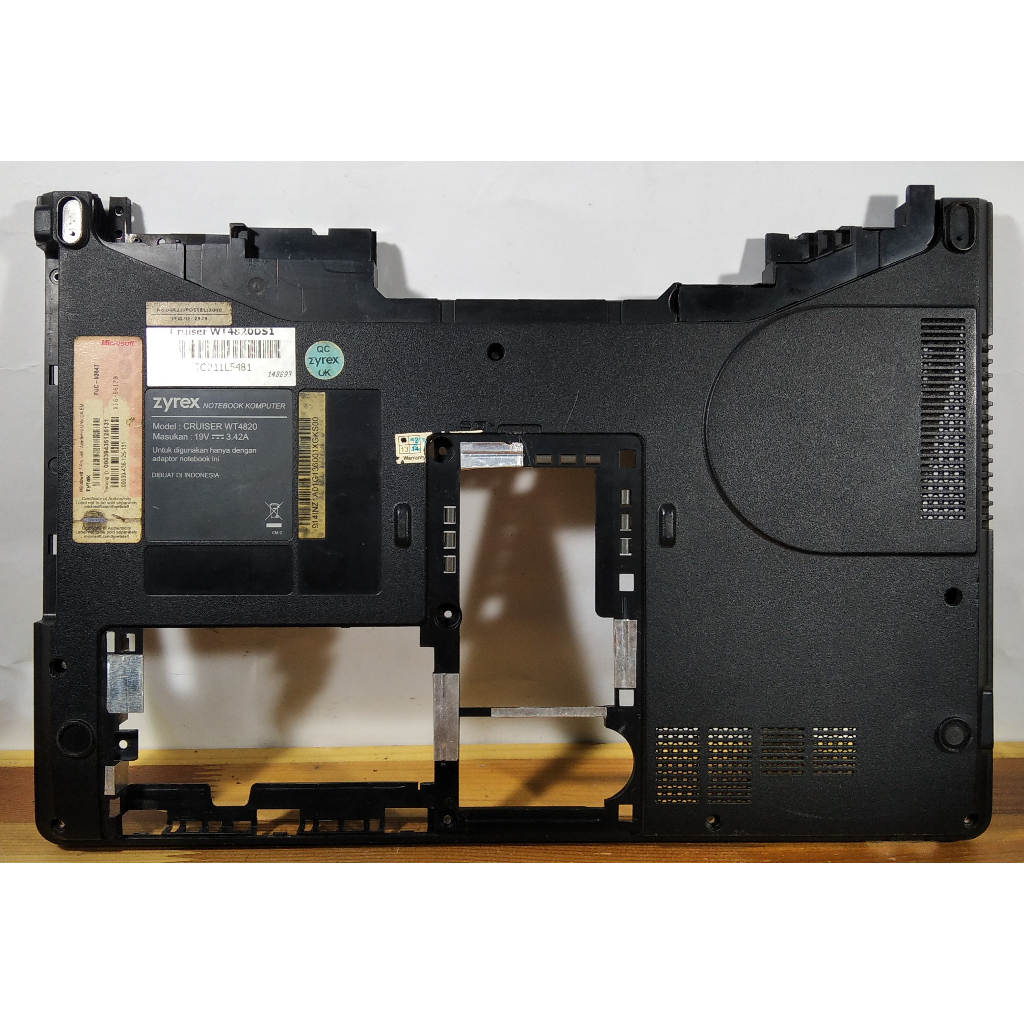 Jual Casing Bawah Bottom Case Laptop Zyrex Cruiser WT4820 | Shopee ...