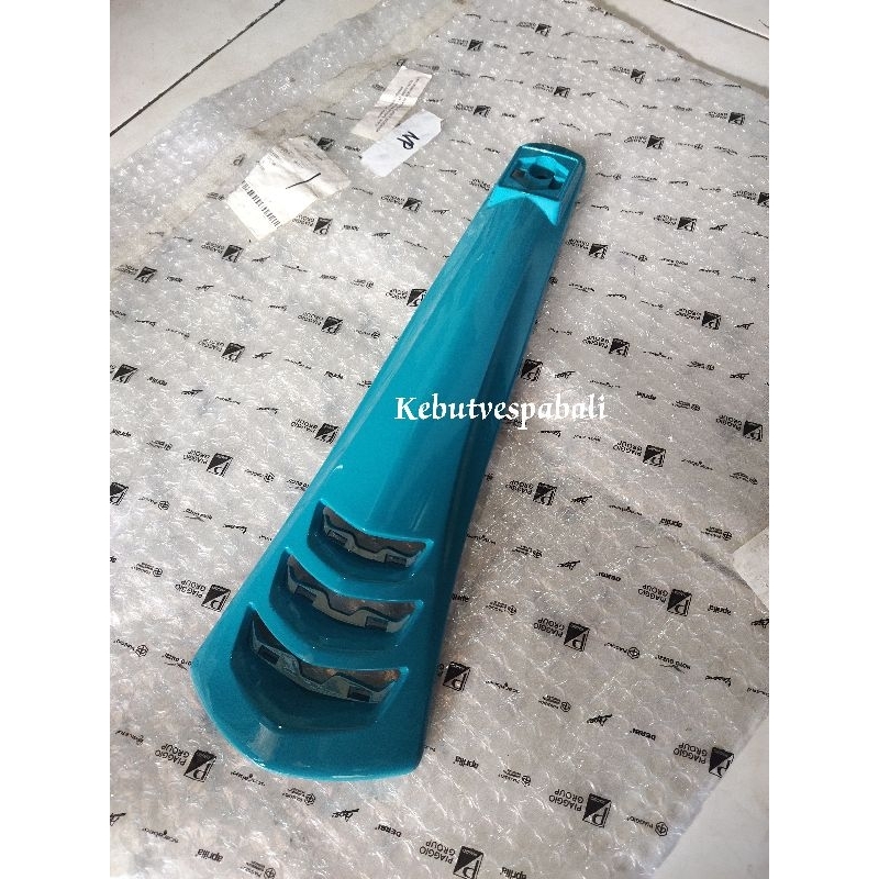 Jual Dasi Vespa Sprint S 150 I-Get ABS Blue Audace Original | Shopee ...