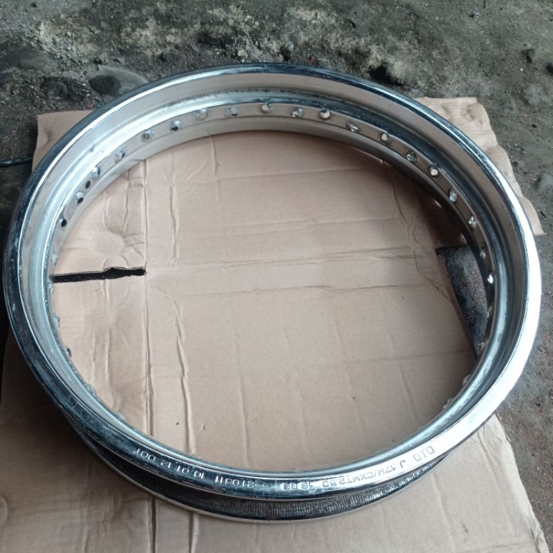 Jual pelek velg velk kaleng besi ukuran 17x250 DID | Shopee Indonesia