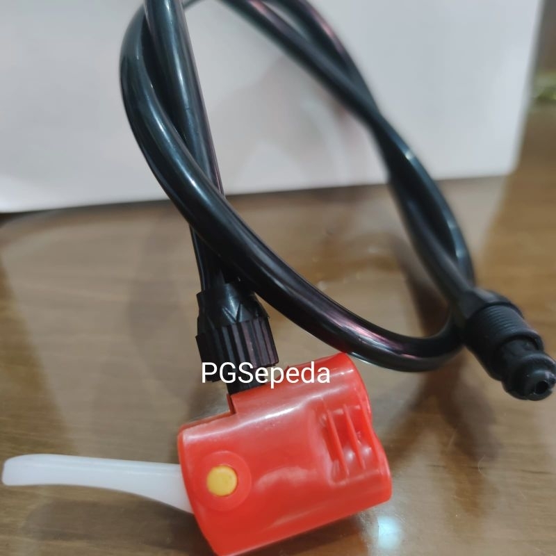 Jual SELANG POMPA SEPEDA 2 LUBANG AV FV PLASTIK ATOM | Shopee Indonesia