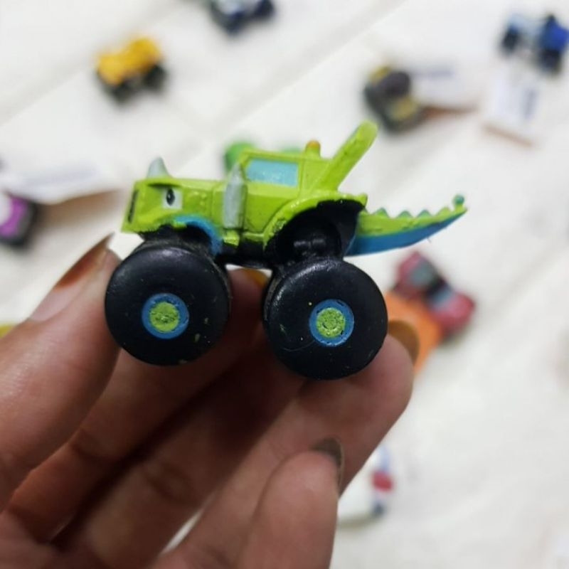 Jual SALE !!! MINIATUR BLAZE AND THE MONSTER MACHINES MINI / KECIL ...