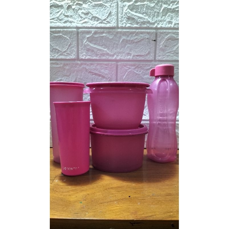Jual Paket pink Tupperware second layak pakai harga hemat | Shopee ...