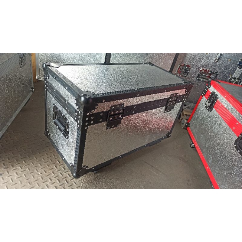 Jual Multibox cable / Flight case volume 21kg - List & part Hitam ...