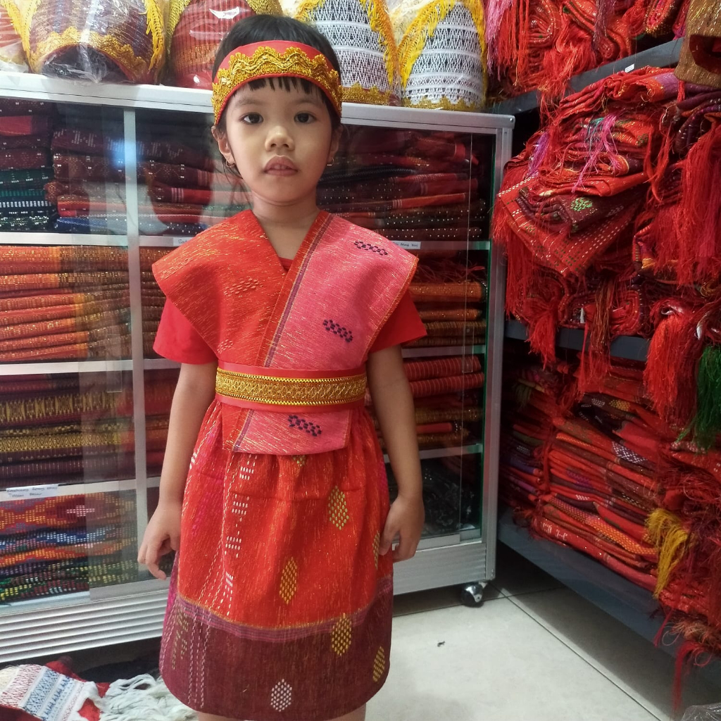 Jual Paket 4 - Ikat kepala - ikat pinggang - selendang ulos anak - Rok ...