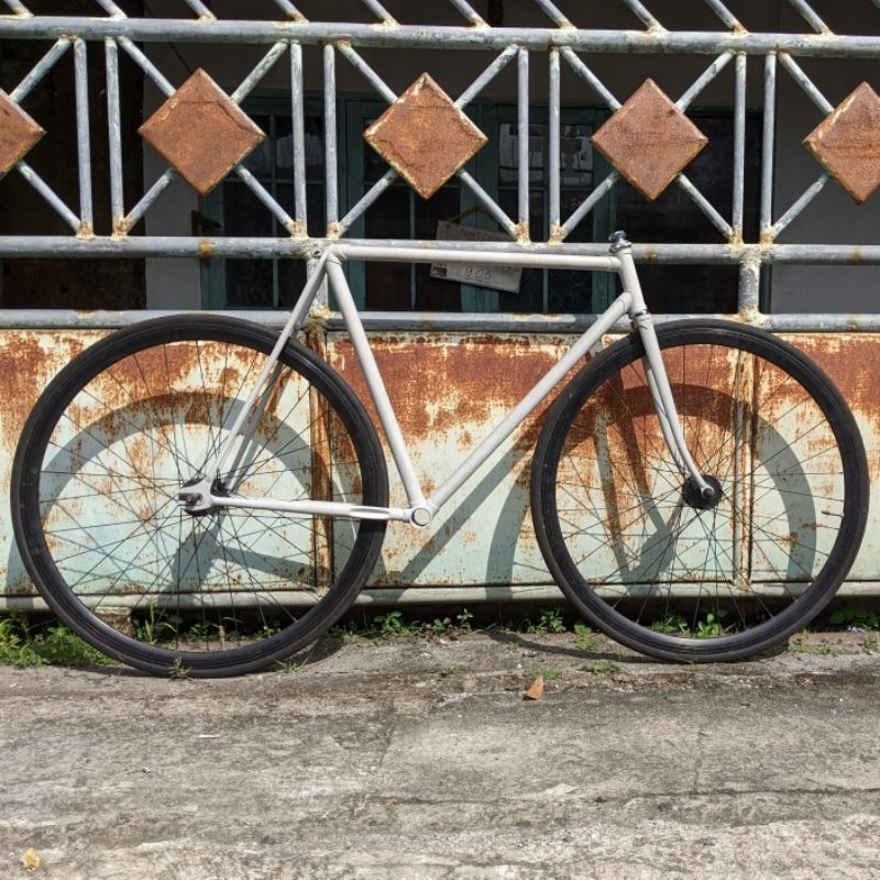 Jual Frame fixie klasik/classic chromoly+fork like pias. geometri like ...