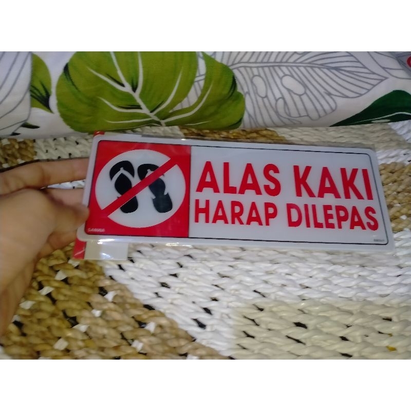 Jual TULISAN DI PINTU SIGN BOARD / VARIASI TULISAN AKRILIK OPEN CLOSE ...