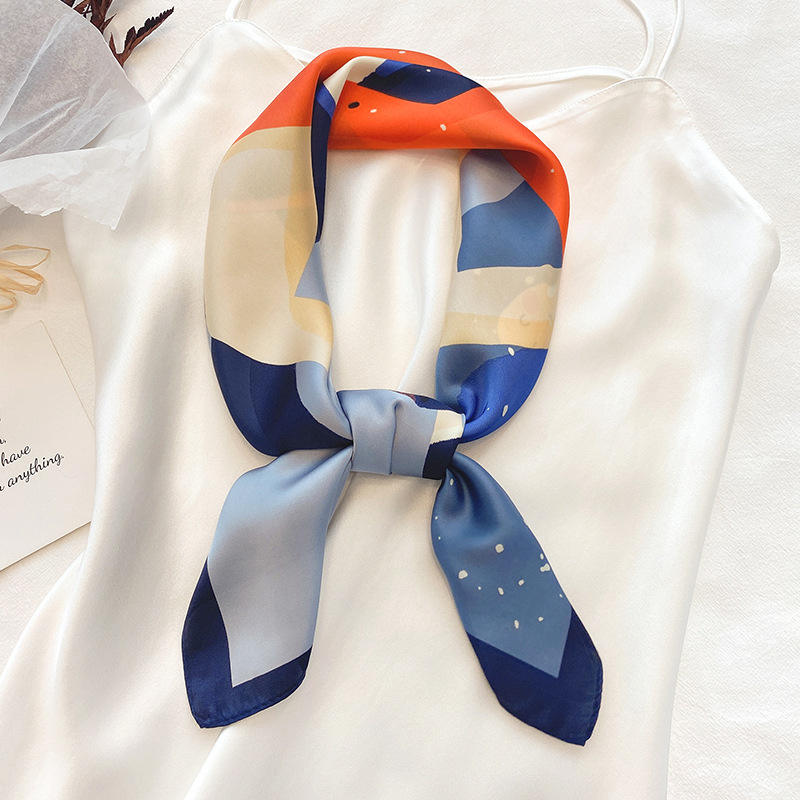 Jual HIGH END SQUARE SCARF WITH PATTERN SYAL SATIN SILK KAIN LEMBUT ...