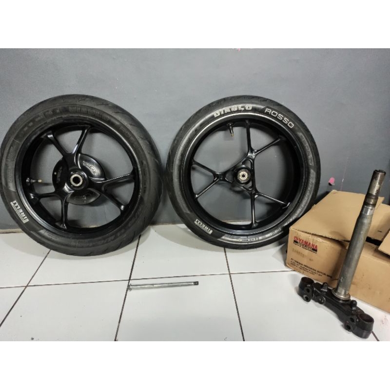 Jual velg lexi + segitiga + ban | Shopee Indonesia