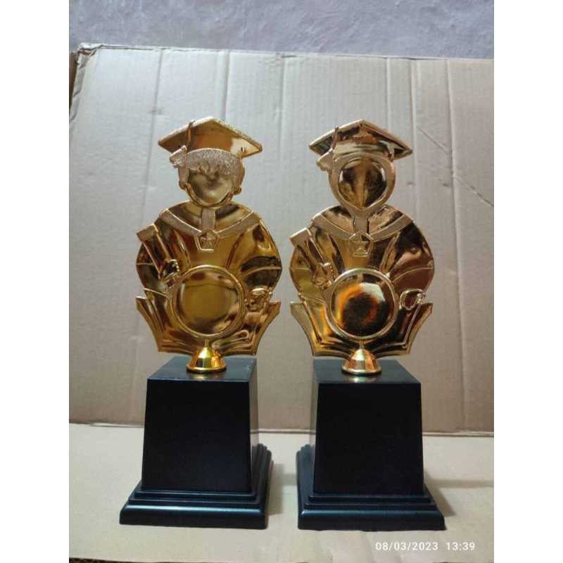 Jual Piala Wisuda Anak PAUD/TK/RA/MADRASAH | Shopee Indonesia