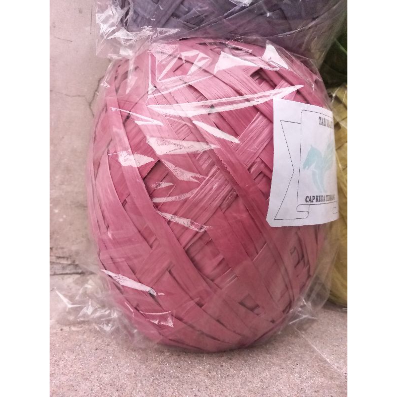 Jual Tali Rafia Warna Warni 1Kg Full Kuda Terbang | Shopee Indonesia
