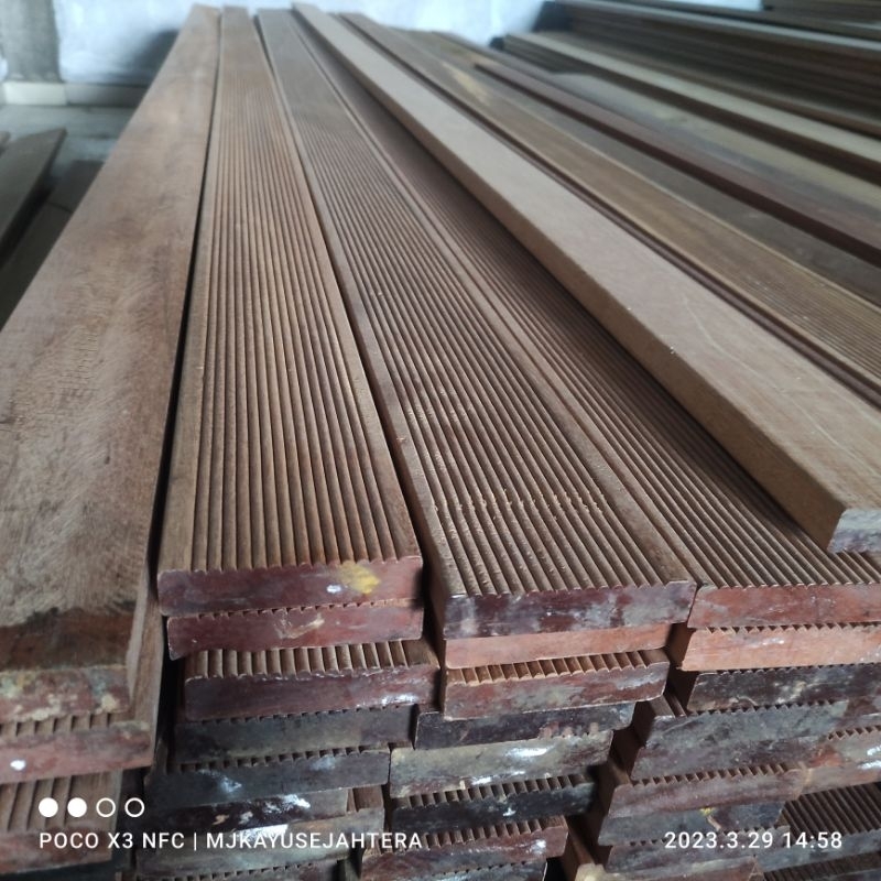 Jual Decking Kayu Meranti Batu Untuk Pagar Lantai Pinggir Kolam Super 2 ...