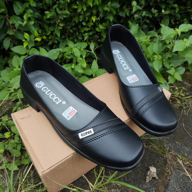 Jual SEPATU PANTOFEL WANITA HITAM POLOS FORMAL GURU SEKOLAH KANTOR ...