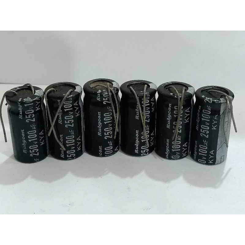 Jual KAPASITOR ELCO 100UF-250V, RUBYCON,UKURAN BESAR, SESUAI GAMBAR ( KUALITAS BAGUS) | Shopee ...