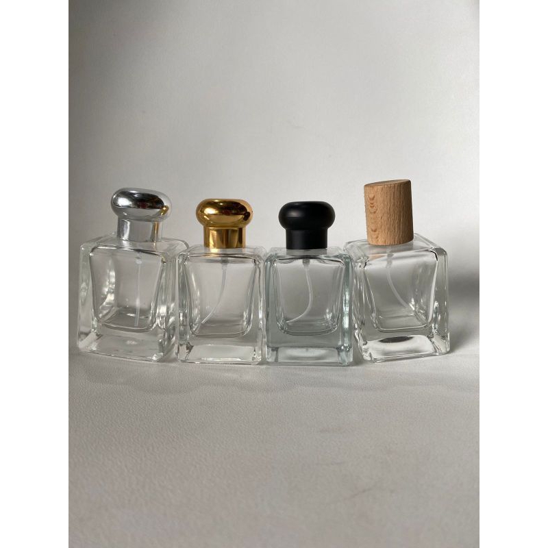 Jual BOTOL PARFUM PETAK TUTUP KAYU 50 ML SEMI PRESS | Shopee Indonesia