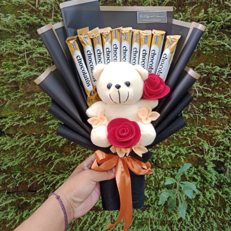 Jual (PREMIUM) BUKET BONEKA DAN SANCK / buket wisuda / buket bunga ...
