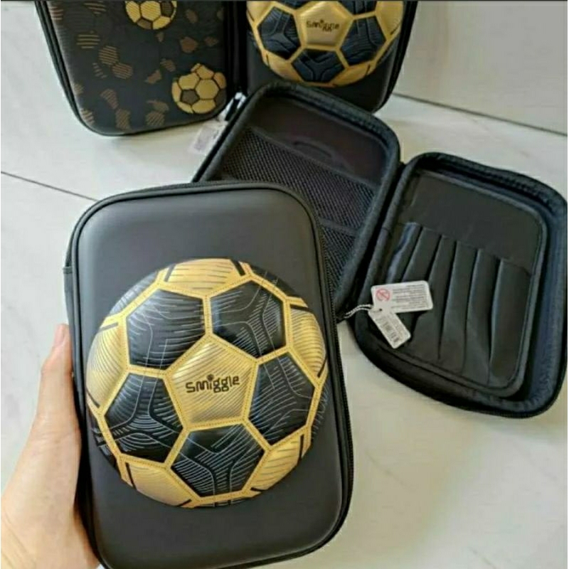 Jual Kotak pensil smiggle soccer ball | Shopee Indonesia