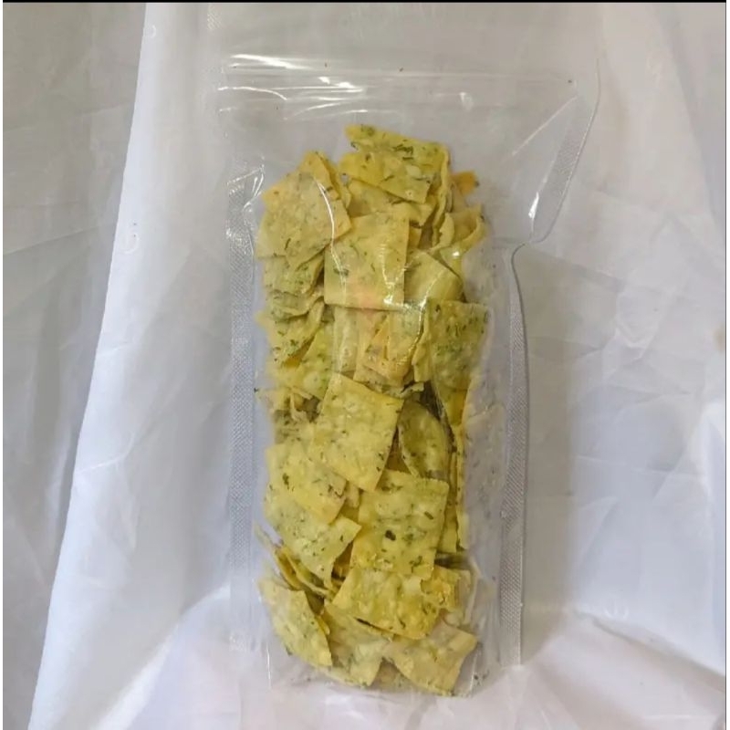 Jual kue bawang / kripik pangsit 200grm | Shopee Indonesia