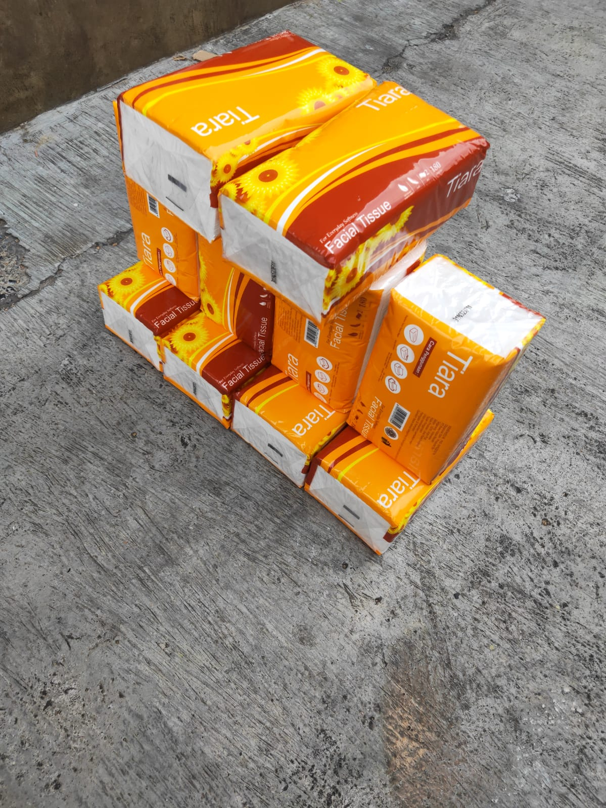 Jual Tisu Tiara Facial Tisu 2 Ply isi 150 Sheet/ 180 Sheet/ 250 Sheet ...