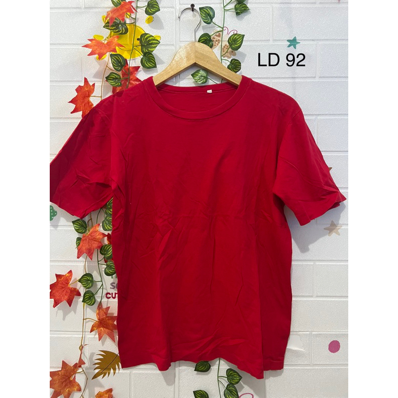 Jual Kaos Polos Warna Merah LD 92 cm | Shopee Indonesia