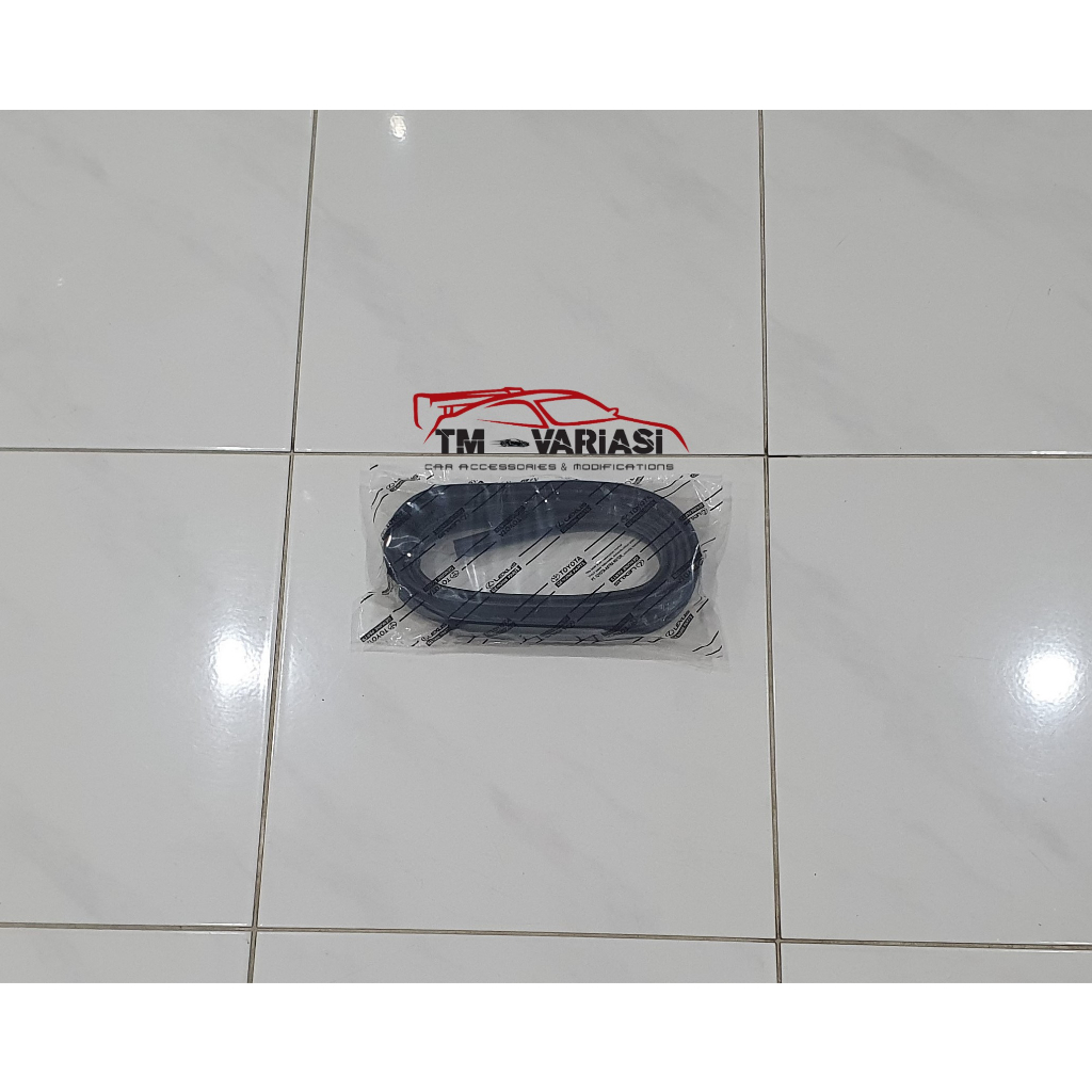 Jual Original Karet Run Channel Karet Rel Kaca Toyota Kijang Super ...