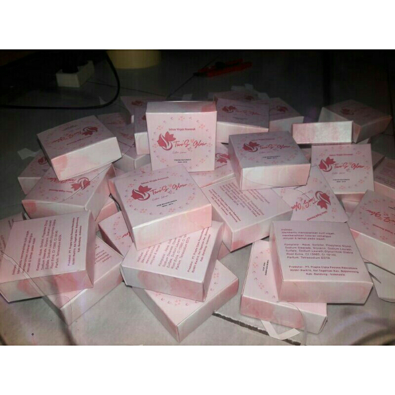 Jual dus box packaging ukuran 7,5x7,5x2,5cm (pxlxt) desain custom ...