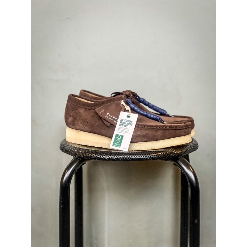 Jual Sepatu Clarks Wallabee Low Brown Suede | Shopee Indonesia