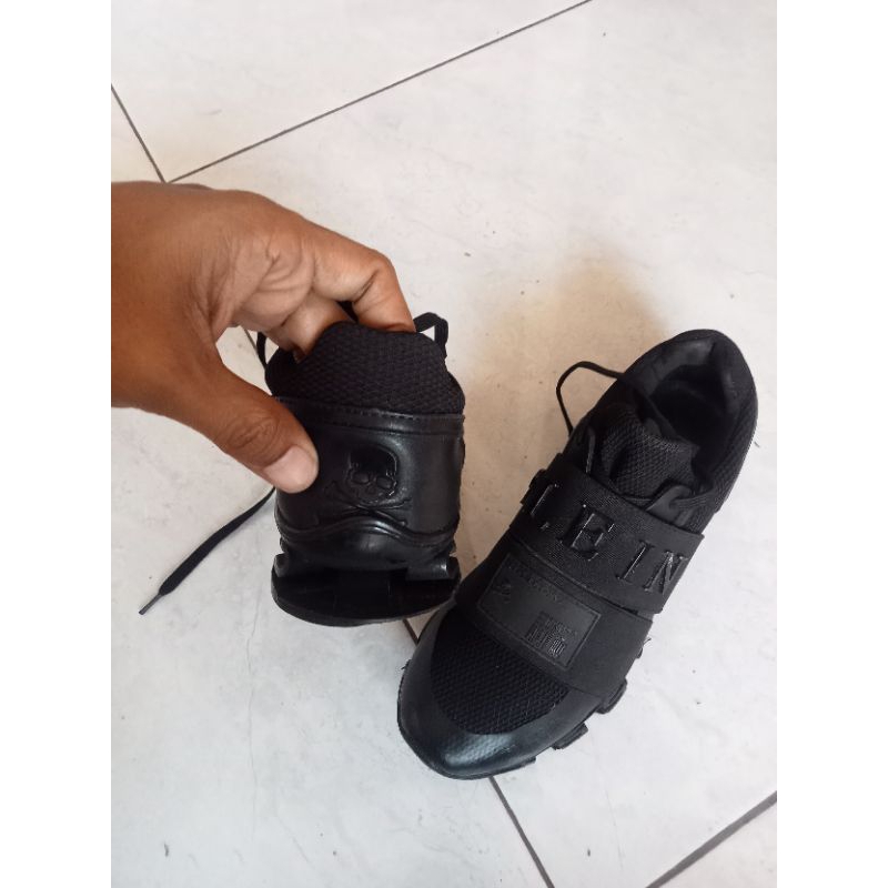 Jual Phillip Plain - Sneaker Man | Shopee Indonesia