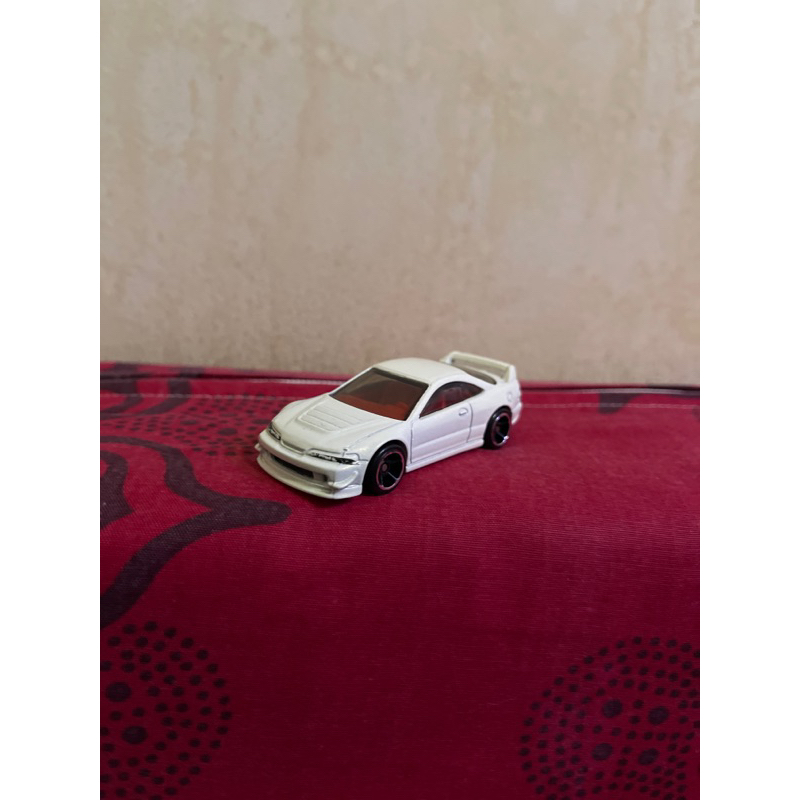 Jual Hot Wheels loose R32 fnf, nissan LBWK putih | Shopee Indonesia