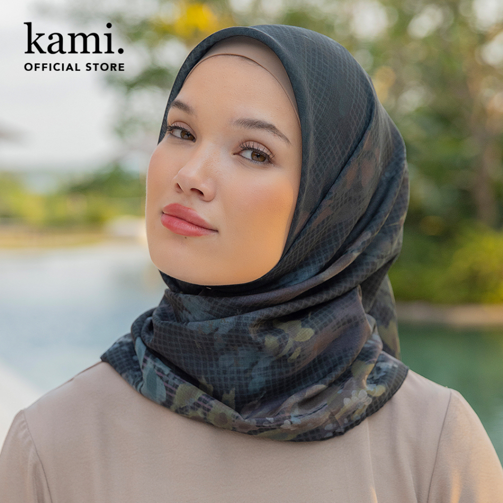 Jual Kami Sombra Scarf Hijab Segi Empat Paris | Shopee Indonesia