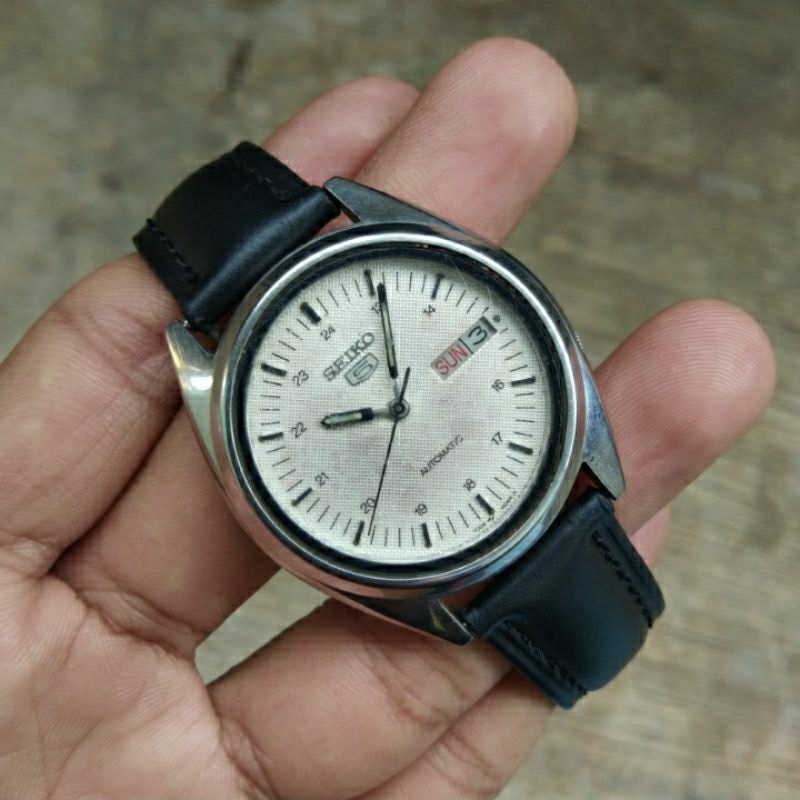 Jual Jam tangan Seiko 5 Automatic cal 7009 original | Shopee Indonesia
