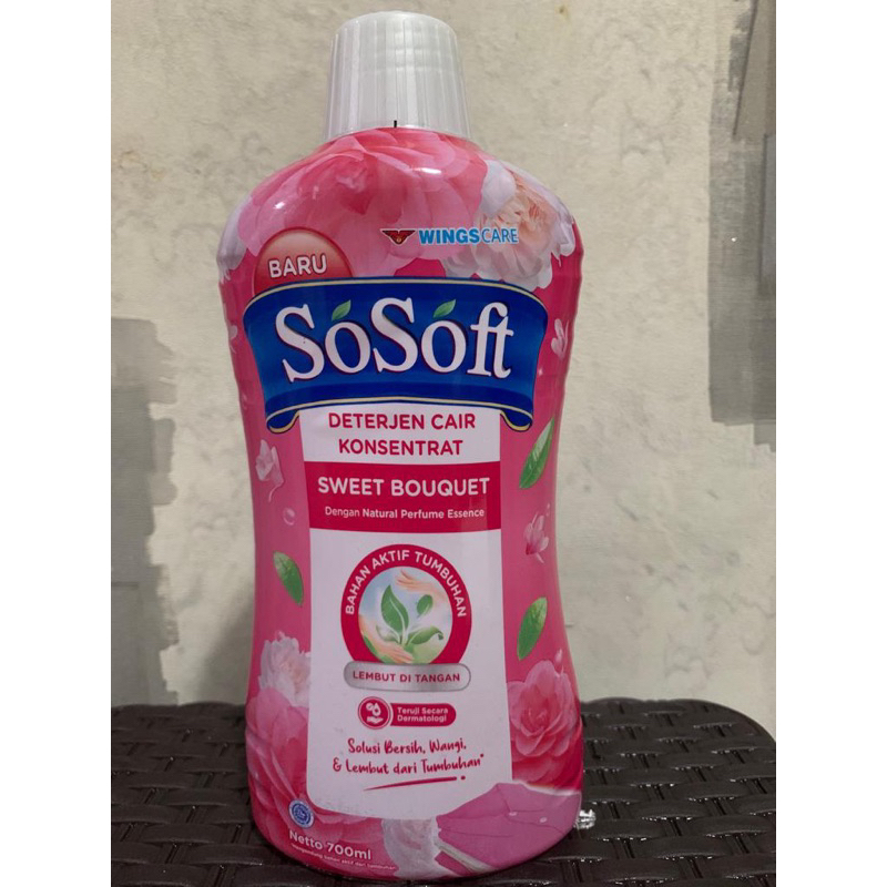 Jual So Soft Deterjen Cair Konsentrat Pink Sweet Bouquet 700ml | Shopee ...