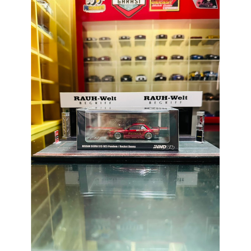 Jual Inno64 Inno Nissan Silvia S13 (V2) Pandem Rocket Bunny Red ...