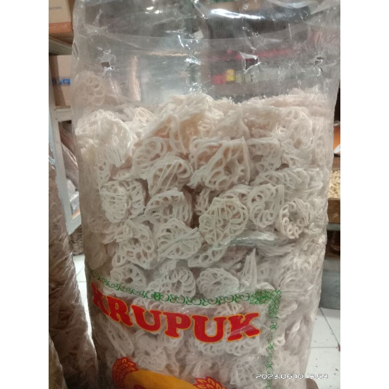 Jual Kerupuk Rafael/kerupuk mawar mentah/kerupuk viral 1kg | Shopee ...