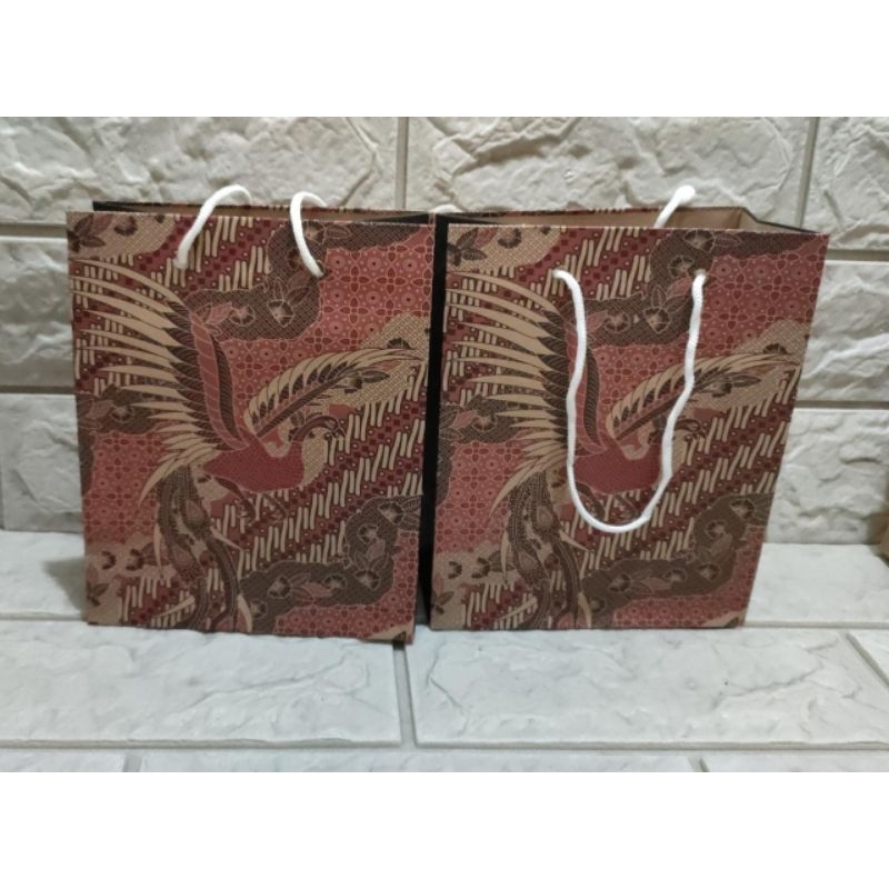 Jual Paperbag tebal motif batik mini | Shopee Indonesia